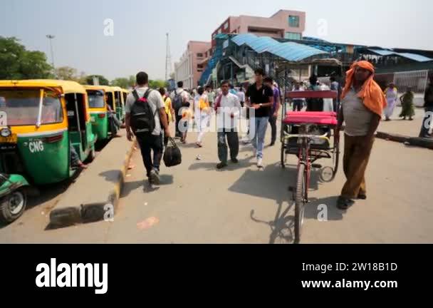 Auto rickshaw on street Stock Videos & Footage - HD and 4K Video Clips ...