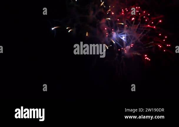 Crossette fireworks Stock Videos & Footage - HD and 4K Video Clips - Alamy