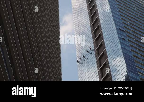 Skyscraper cleaning Stock Videos & Footage - HD and 4K Video Clips - Alamy