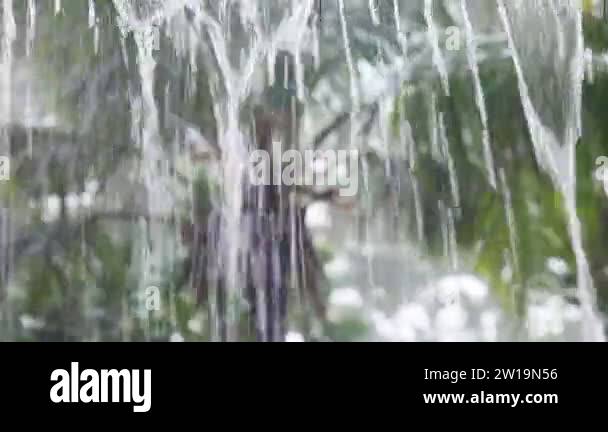 Drops under Stock Videos & Footage - HD and 4K Video Clips - Alamy