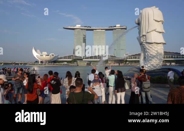 Singapore lion city Stock Videos & Footage - HD and 4K Video Clips - Alamy