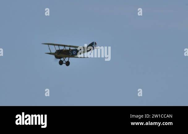 Sopwith Camel First World War biplane aircraft in flight descending for ...