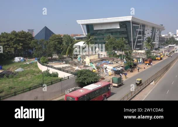 Infosys building Stock Videos & Footage - HD and 4K Video Clips - Alamy