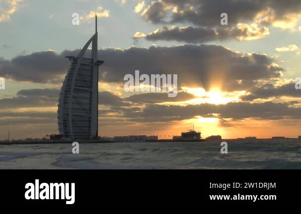 Burj al arab sunset palmtree Stock Videos & Footage - HD and 4K Video ...