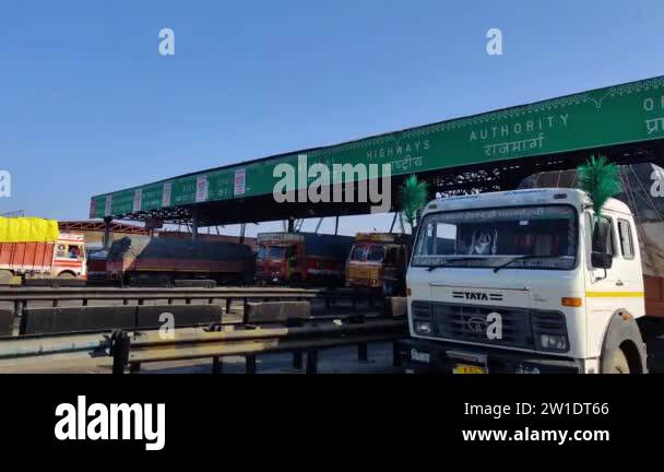 Toll gates Stock Videos & Footage - HD and 4K Video Clips - Alamy