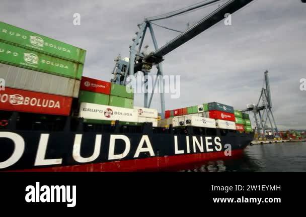 Boluda lines shipping containers Stock Videos & Footage - HD and 4K ...