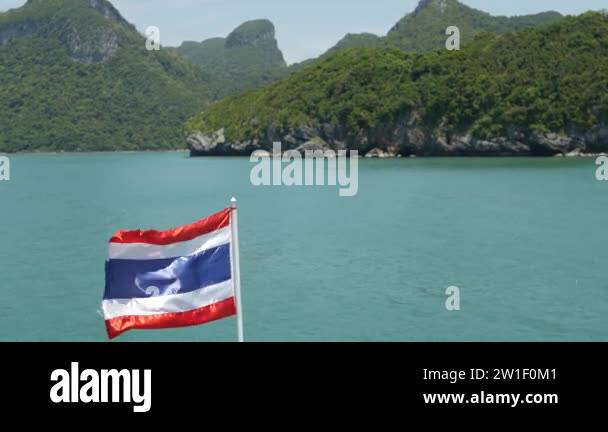 Group of Islands in ocean at Ang Thong National Marine Park ...