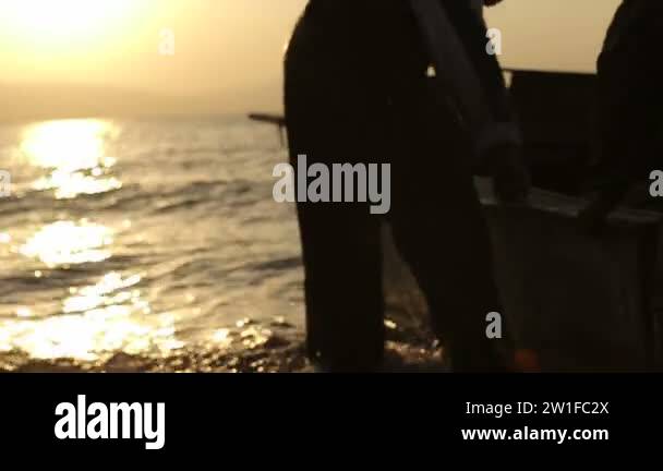Shoreline boat Stock Videos & Footage - HD and 4K Video Clips - Alamy