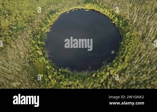 Circle lake Stock Videos & Footage - HD and 4K Video Clips - Alamy