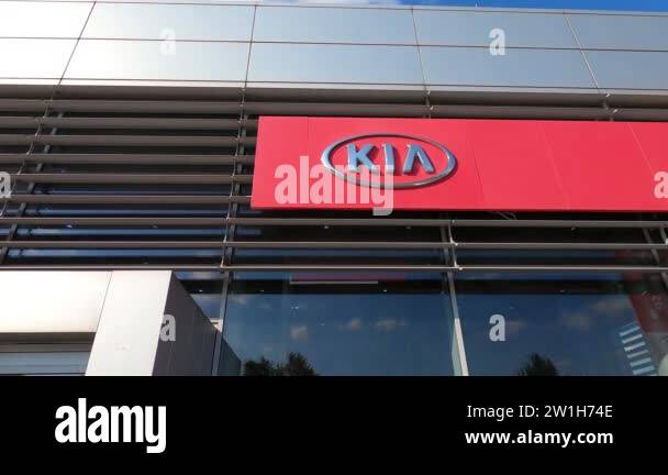 Kia sign board Stock Videos & Footage - HD and 4K Video Clips - Alamy