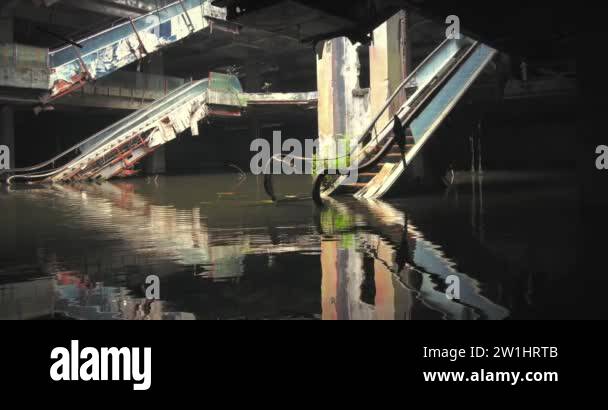 Flood disaster Stock Videos & Footage - HD and 4K Video Clips - Alamy