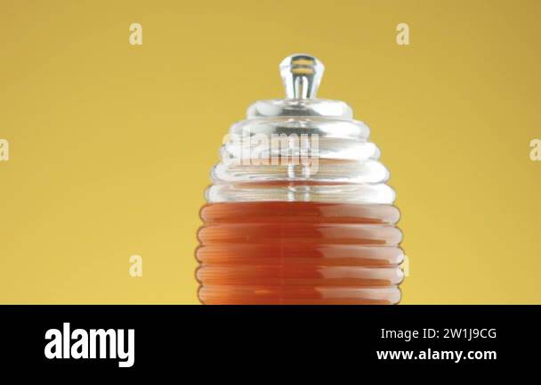 Honey shape Stock Videos & Footage - HD and 4K Video Clips - Alamy
