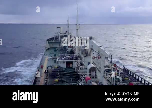 Deck superstructure Stock Videos & Footage - HD and 4K Video Clips - Alamy