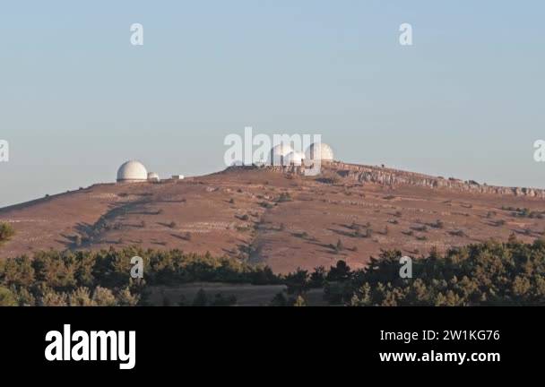 Star observatories Stock Videos & Footage - HD and 4K Video Clips - Alamy