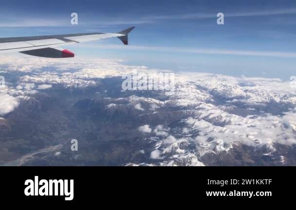 Aircraft cruising altitude Stock Videos & Footage - HD and 4K Video ...
