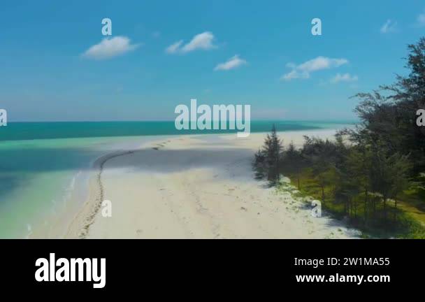Endless empty white sandbar at Punta Sebaring in Balabac. 4K aerial ...
