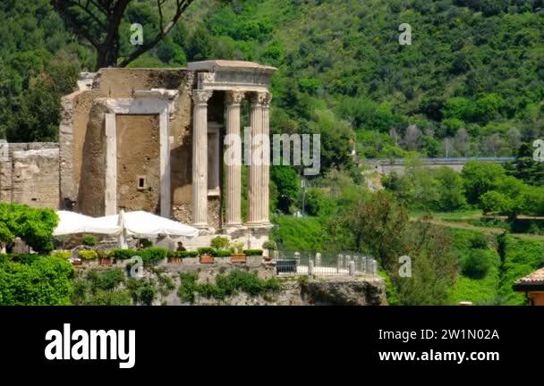Circular temple Stock Videos & Footage - HD and 4K Video Clips - Alamy