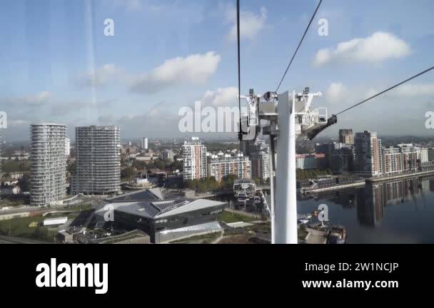 Teleferic cabin Stock Videos & Footage - HD and 4K Video Clips - Alamy
