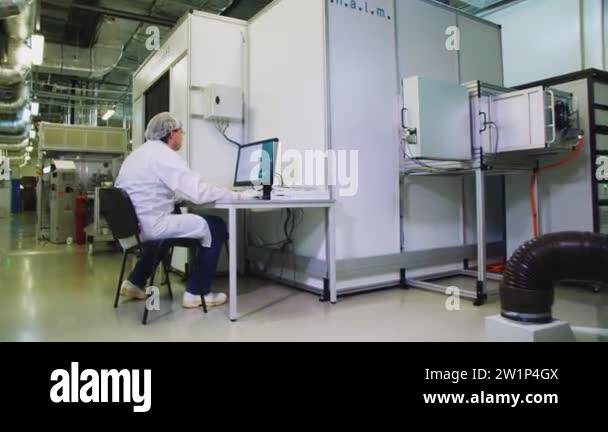 Panel testing Stock Videos & Footage - HD and 4K Video Clips - Alamy