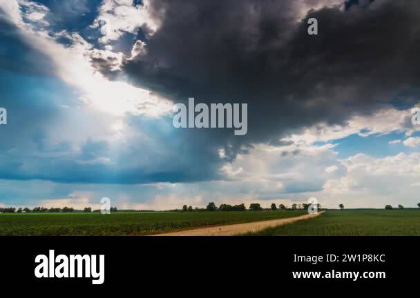 Lightning storm sydney skyline Stock Videos & Footage - HD and 4K Video ...