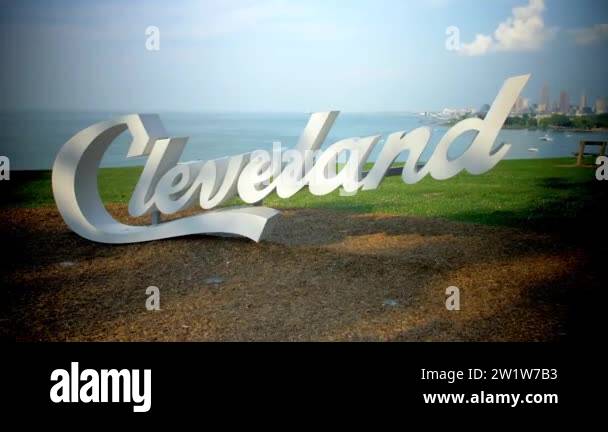 Cleveland sign Stock Videos & Footage - HD and 4K Video Clips - Alamy