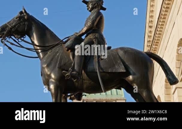 Statue of richard i of england Stock Videos & Footage - HD and 4K Video ...