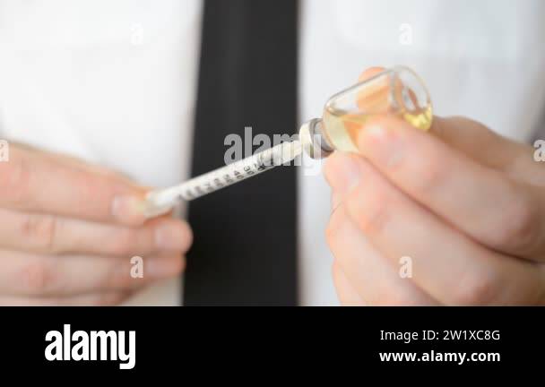 Antibiotic injection Stock Videos & Footage - HD and 4K Video Clips - Alamy