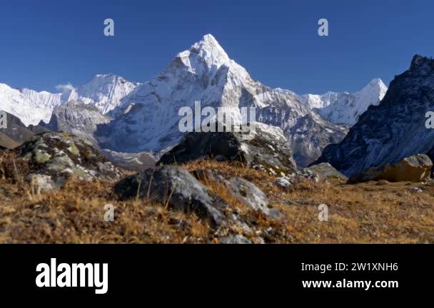 Camp crane Stock Videos & Footage - HD and 4K Video Clips - Alamy