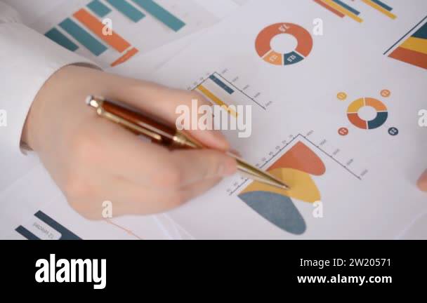 Graphs charts report Stock Videos & Footage - HD and 4K Video Clips - Alamy