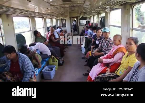 Circular train line Stock Videos & Footage - HD and 4K Video Clips - Alamy