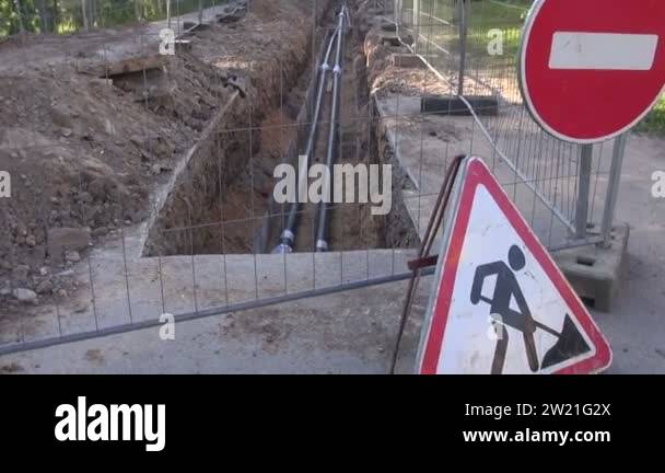 Trench signs Stock Videos & Footage - HD and 4K Video Clips - Alamy