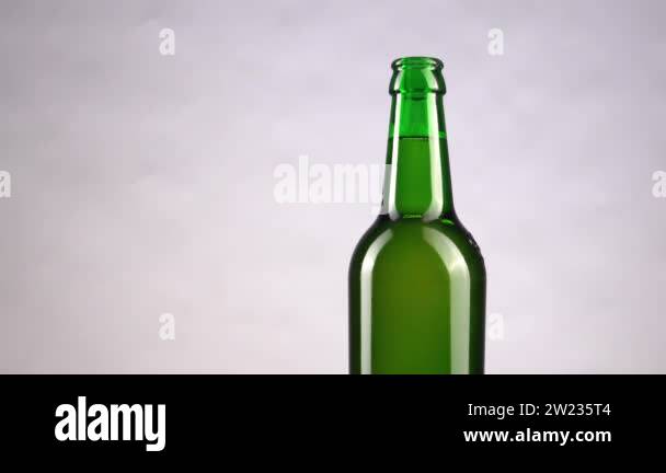 Men drinking beer bottle Stock Videos & Footage - HD and 4K Video Clips ...