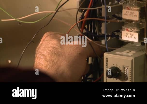 Computer repair man Stock Videos & Footage - HD and 4K Video Clips - Alamy