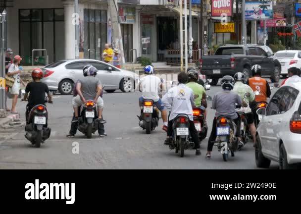 Bus laden with people Stock Videos & Footage - HD and 4K Video Clips - Alamy