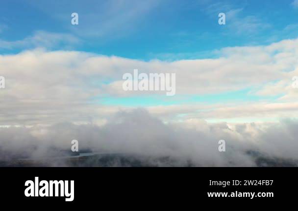 Time lapse beautiful blue sky with clouds background. Timelapse of ...