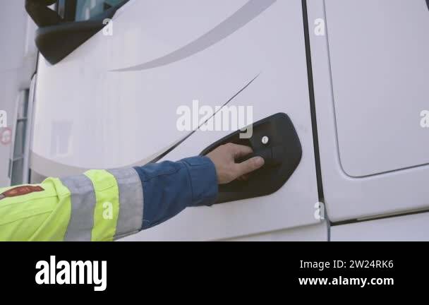 Human cargo transportation Stock Videos & Footage - HD and 4K Video ...