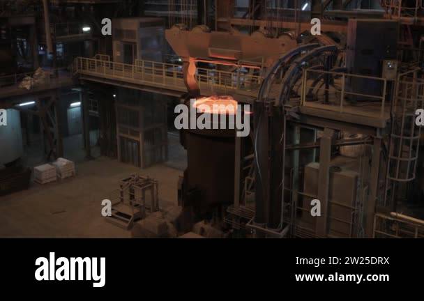 Metallurgist Job Worker In A Steel Plant Hot Molten Metal Pouring ...