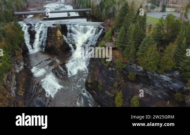 Waterfall road Stock Videos & Footage - HD and 4K Video Clips - Alamy