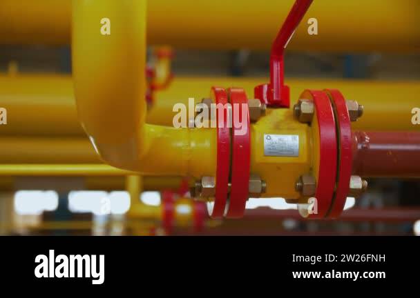 Oil gas flow station Stock Videos & Footage - HD and 4K Video Clips - Alamy