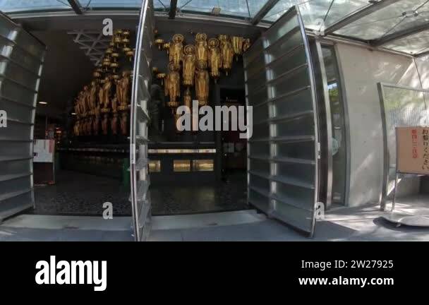 Japanese chamber Stock Videos & Footage - HD and 4K Video Clips - Alamy