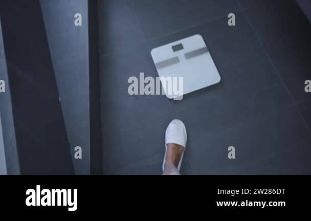 Scales walking Stock Videos & Footage - HD and 4K Video Clips - Alamy