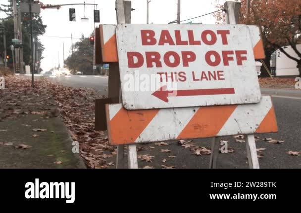 Ballot drop Stock Videos & Footage - HD and 4K Video Clips - Alamy