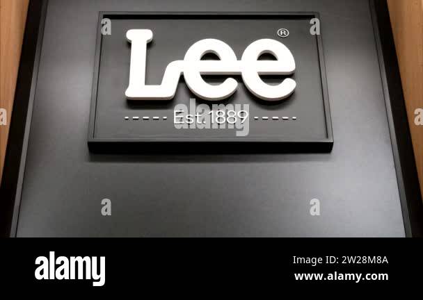 Lee jeans logo Stock Videos & Footage - HD and 4K Video Clips - Alamy