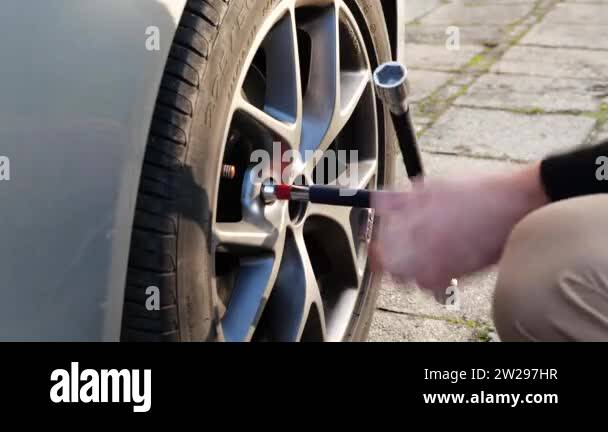 Driver swap Stock Videos & Footage - HD and 4K Video Clips - Alamy