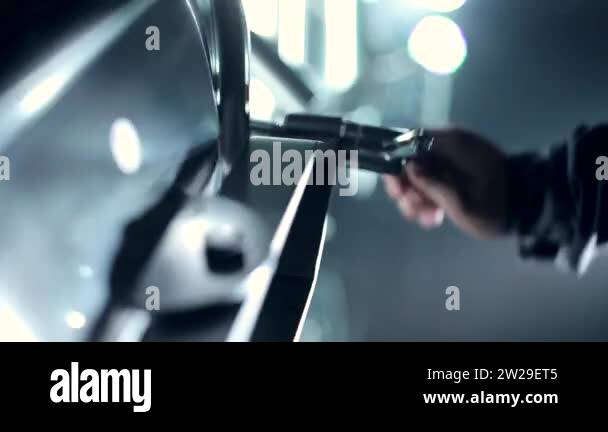 Barrel valve Stock Videos & Footage - HD and 4K Video Clips - Alamy