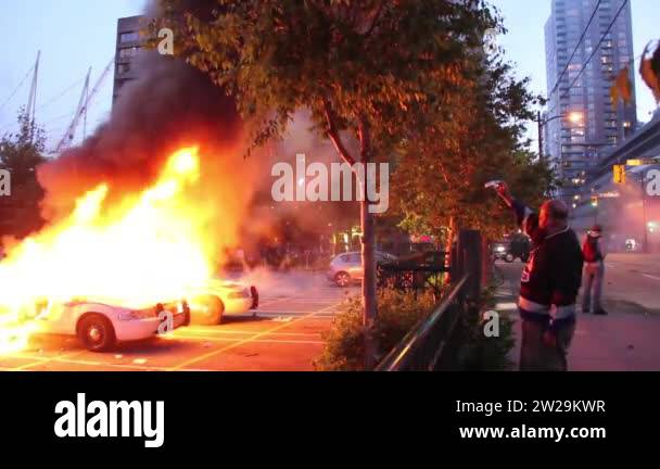 Boston riot police Stock Videos & Footage - HD and 4K Video Clips - Alamy