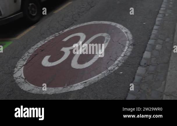 Road sign 30 Stock Videos & Footage - HD and 4K Video Clips - Alamy