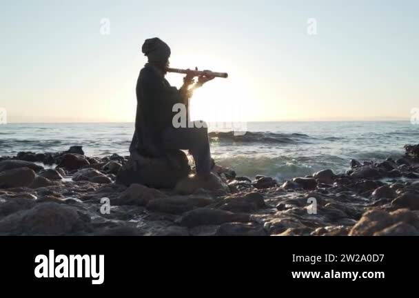 Bansuri instrument Stock Videos & Footage - HD and 4K Video Clips - Alamy