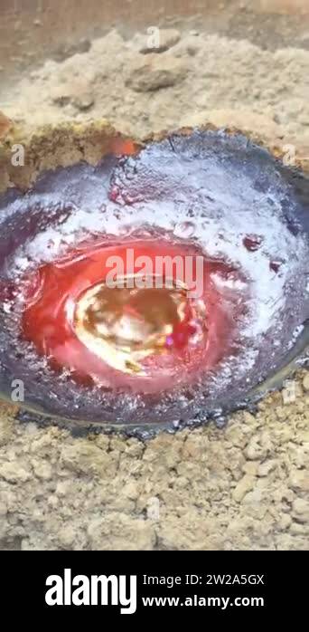 Gold assay Stock Videos & Footage - HD and 4K Video Clips - Alamy