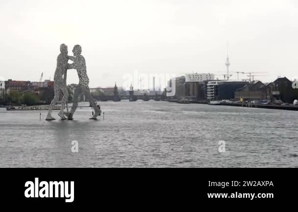 Statue molecule man spree river Stock Videos & Footage - HD and 4K ...